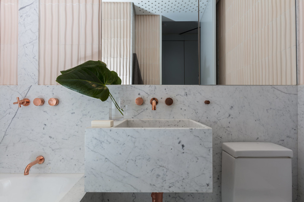 CHAMBER • Collectors Apartment
